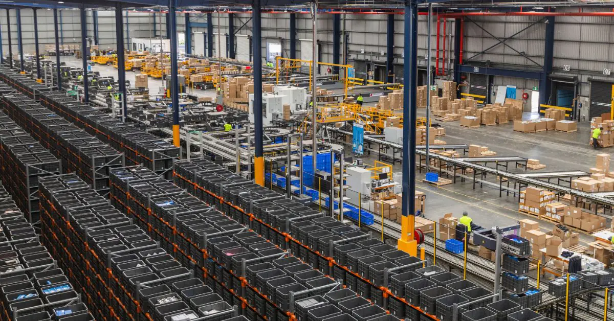 Top 7 Challenges in Implementing Automated Warehouse Robots